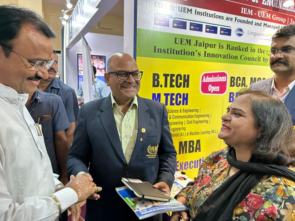 National Youth day celebration at UEM JAIPUR - IEM-UEM Group