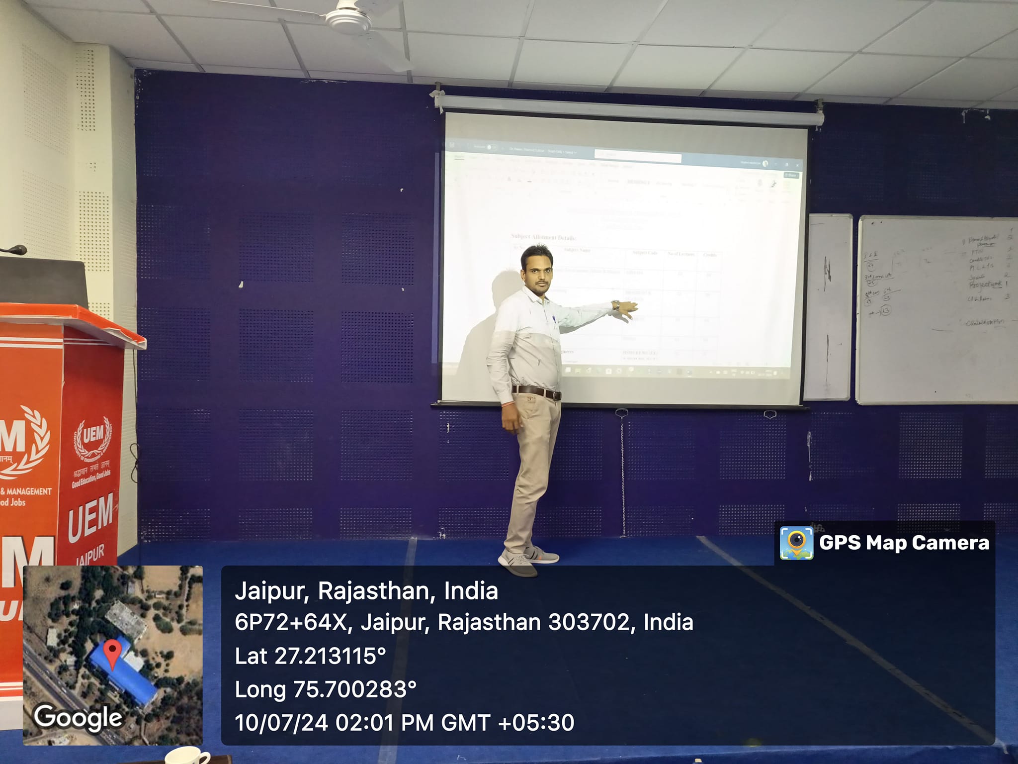 Workshop on Developing Innovations through 3D Modeling - IEM-UEM Group