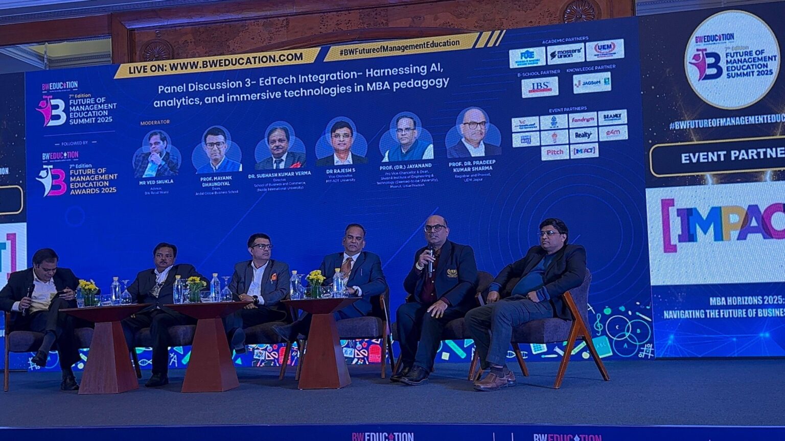 UEM, Jaipur continues to champion education by promoting AI literacy